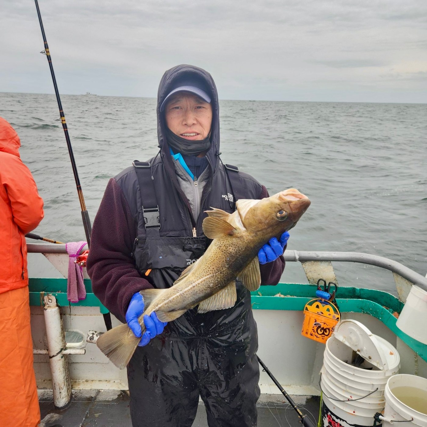Mon Dec 9 – Block Island Jumbo Porgies & Knothead Sea Bass | Viking ...